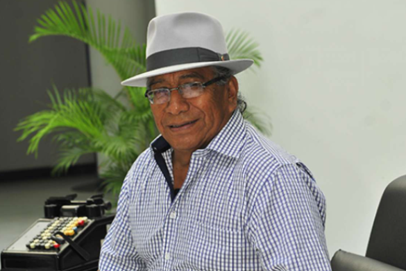 El cantante ecuatoriano, Jesús Fichamba es hospitalizado por Covid-19 ...